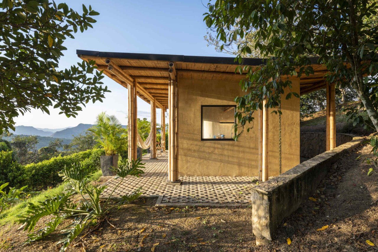 A Small Colombian House That Transforms Rural Building Traditions - ᐅ ...